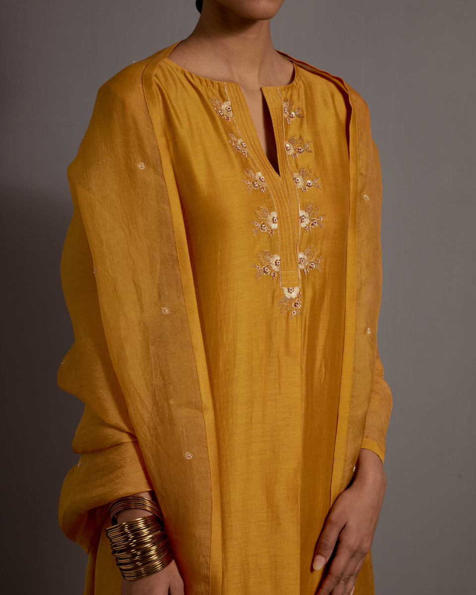 Mustard Gathered Back Kurta Set – Deep Thee