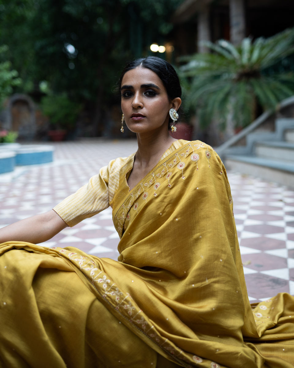 Molten Gold Yellow Silk Saree – Deep Thee